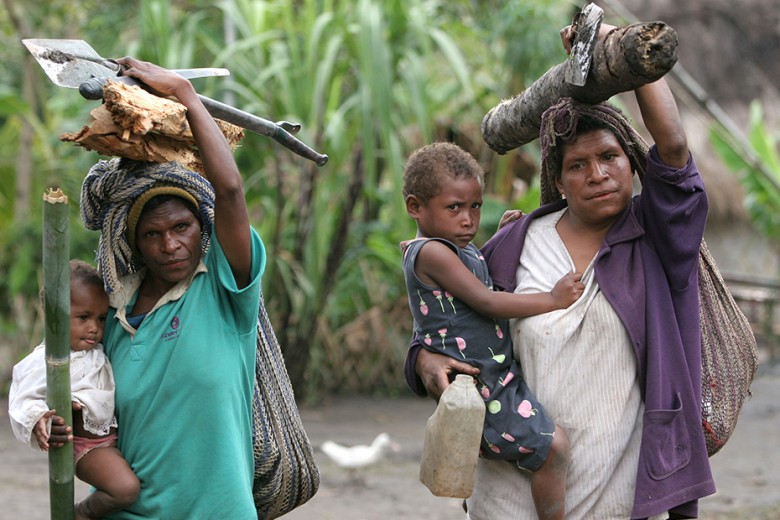 Blog: Rural Poverty in Remote PNG - CARE Australia