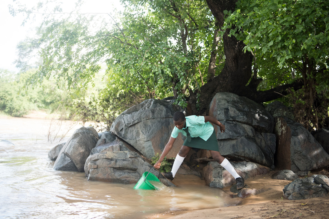 Zimbabwe Aid Charity | Donate Now | CARE Australia