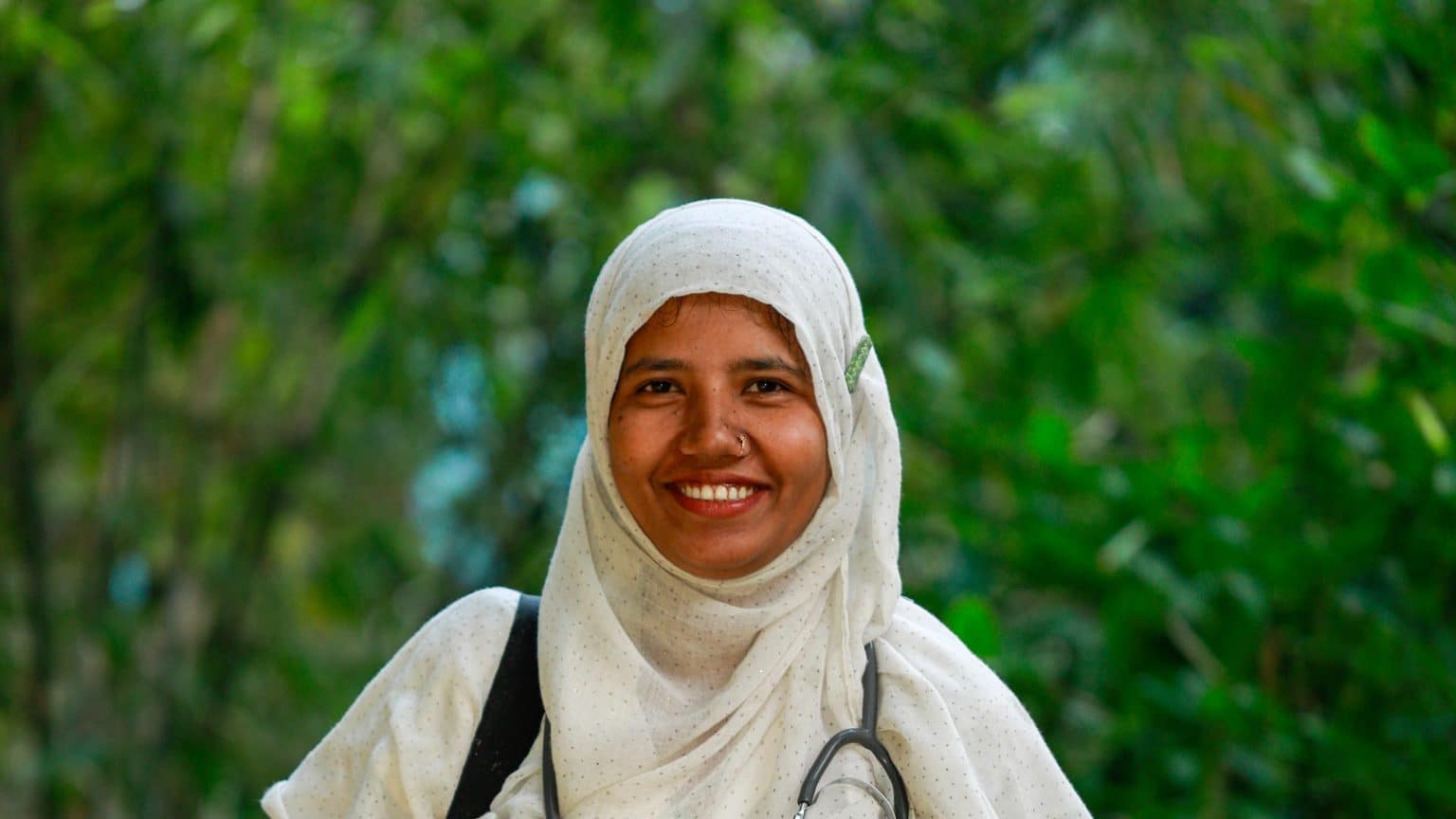 Humanitarians: people who help people - CARE Australia